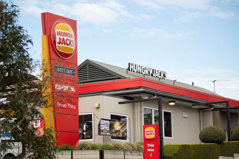 INGLE FARM PLAZA - MA Financial Group