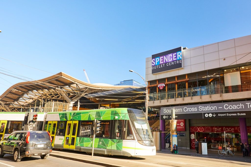 SPENCER OUTLET CENTRE - Retpro